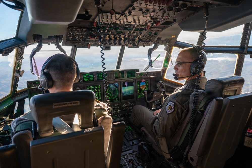 DVIDS - Images - Gen. Spain leads from the cockpit during HC-130J ...