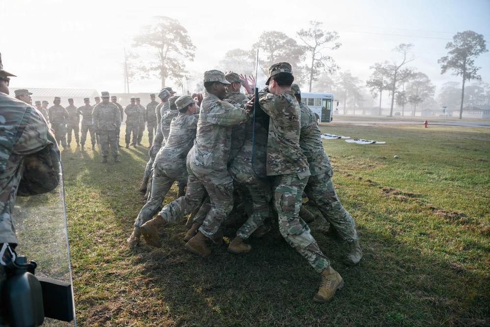 DVIDS - Images - 753 BEB conducts NGRF training [Image 8 of 17]