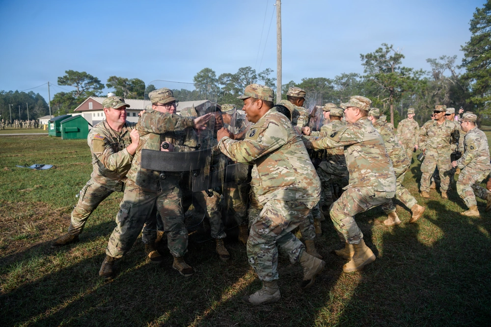 DVIDS - Images - 753 BEB conducts NGRF training [Image 16 of 17]