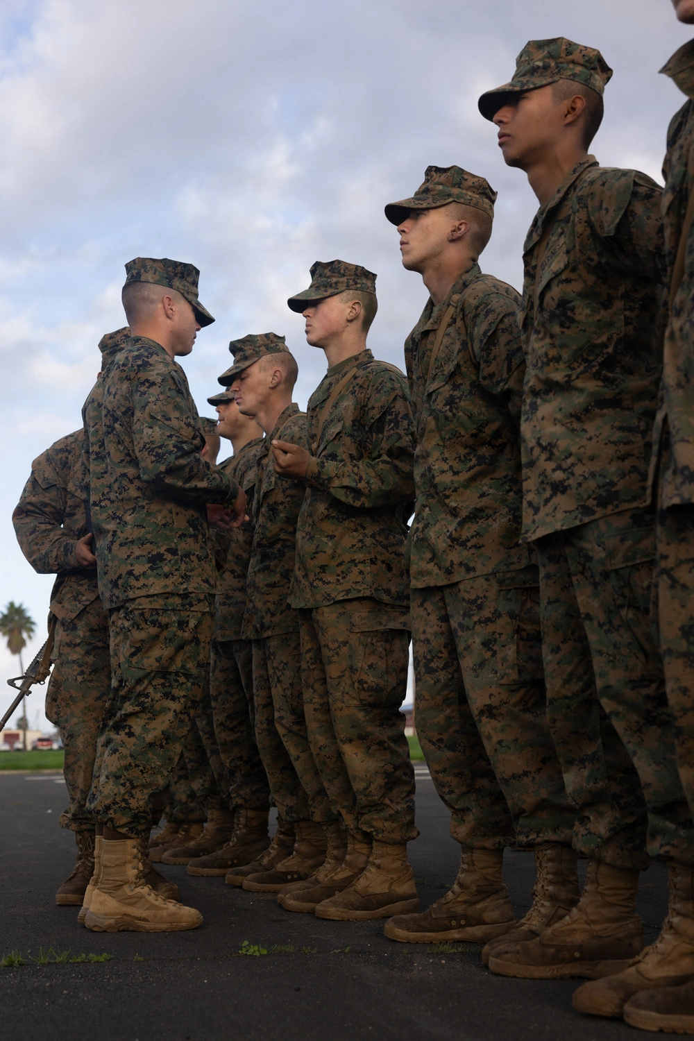 DVIDS - Images - Fox Company EGA Ceremony [Image 5 of 8]