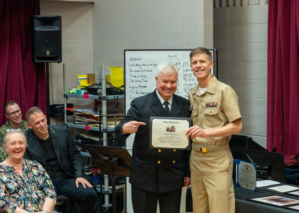 DVIDS - Images - Rob Holmes Retirement Ceremony [Image 6 of 11]