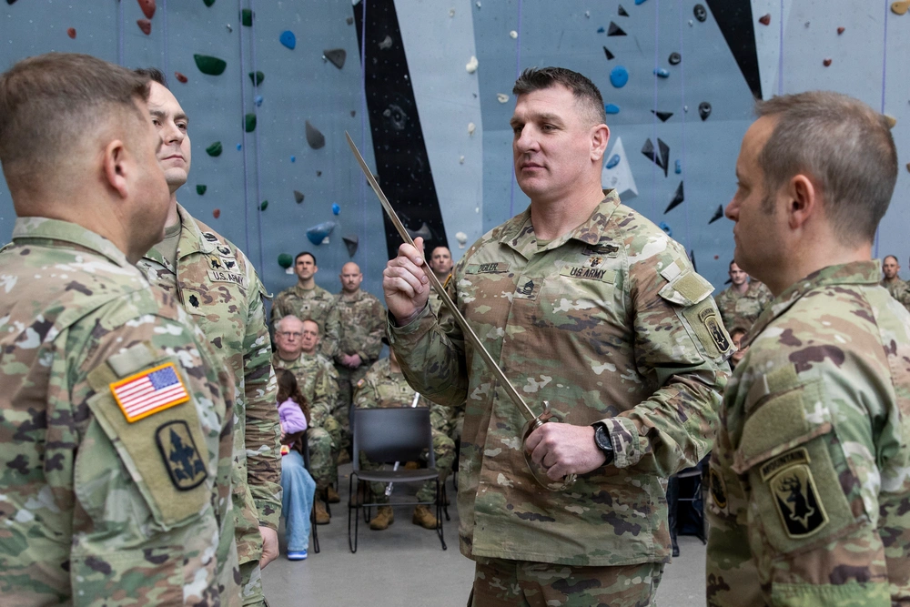 DVIDS - Images - 1-172nd CAV Welcomes New Senior Enlisted Advisor ...