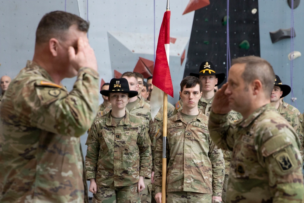 DVIDS - Images - 1-172nd CAV Welcomes New Senior Enlisted Advisor ...