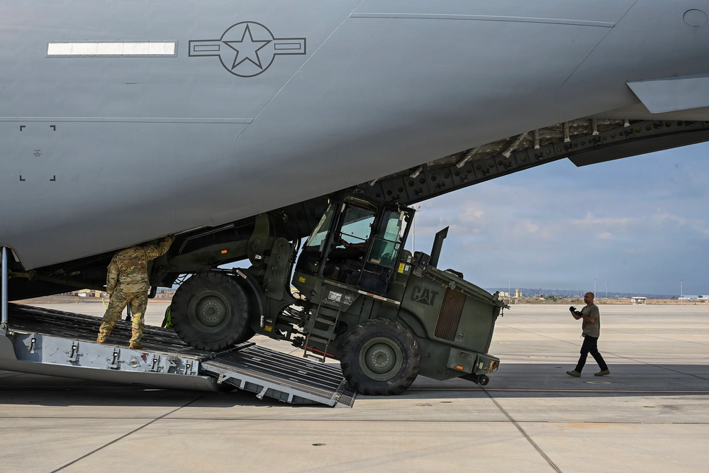 DVIDS - Images - 449th AEG Airmen support regional mobility operations ...