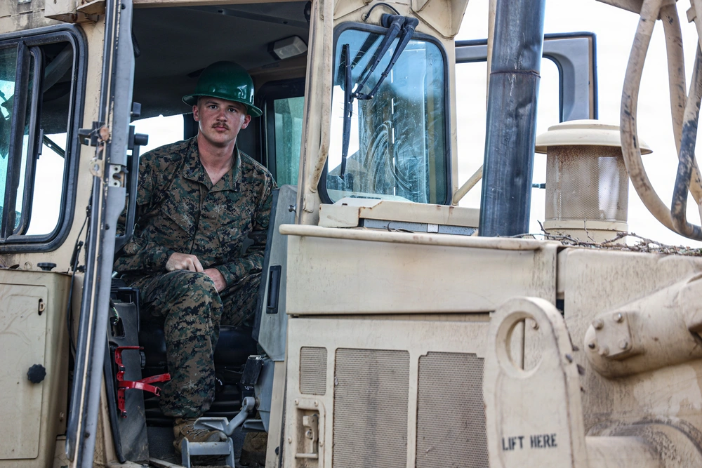 DVIDS - Images - 22nd MEU(SOC) | CLB Conducts Anti-tank Ditches and ...
