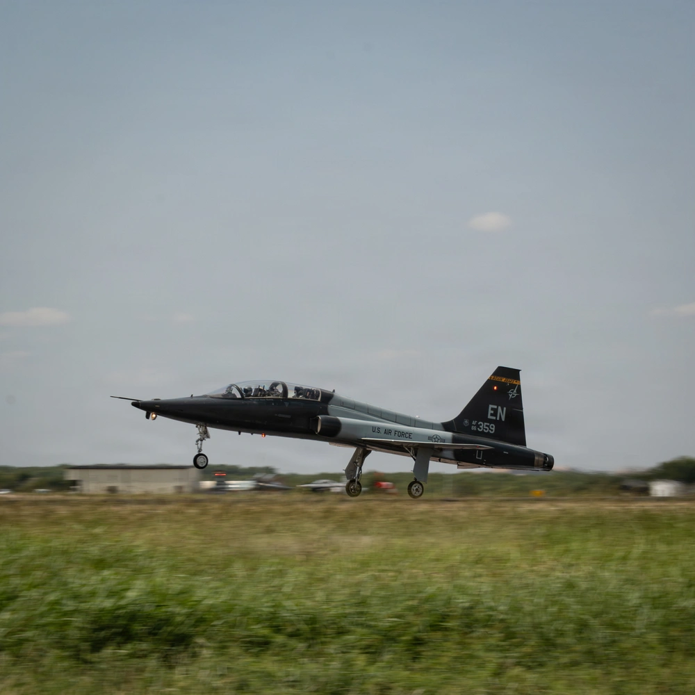 DVIDS - Images - Student Pilots Hone Skills in T-38 Training Sortie ...