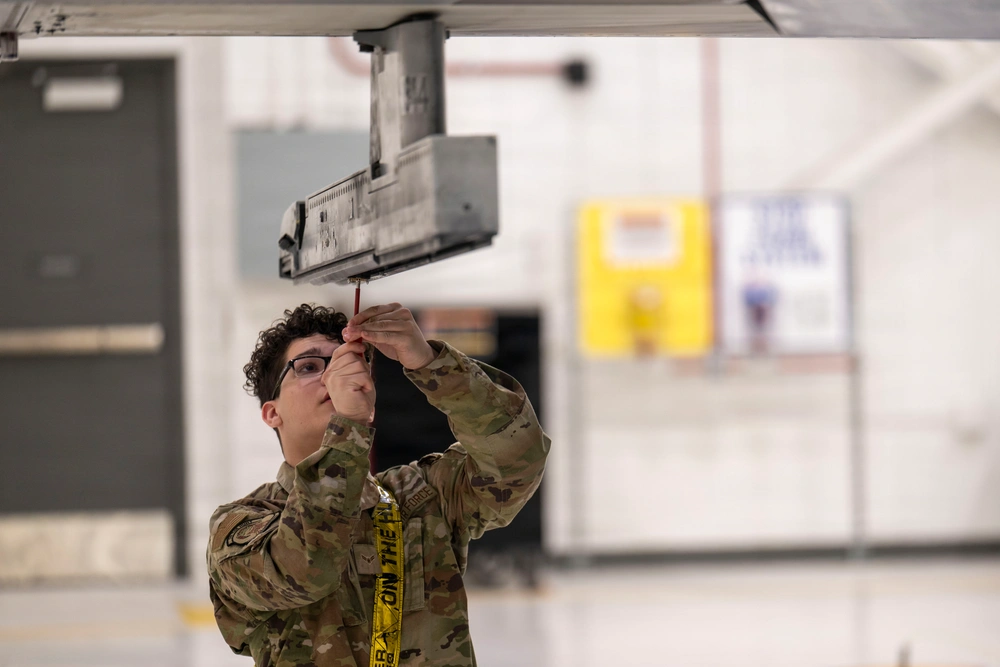 DVIDS - Images - 354th MXG holds 2025 4th Quarter Load Comp [Image 1 of 7]