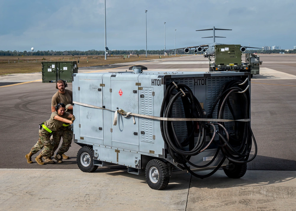 DVIDS - Images - Logistics in Motion: 6th LRS Airmen Load C-17 ...