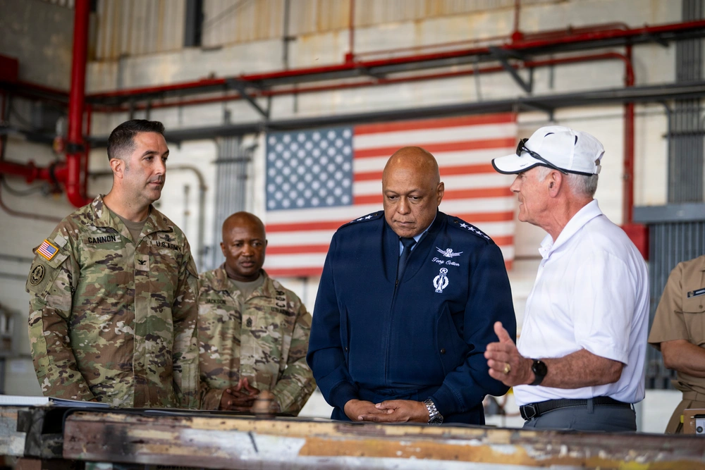 DVIDS - Images - USSTRATCOM Commander Visit [Image 65 of 200]