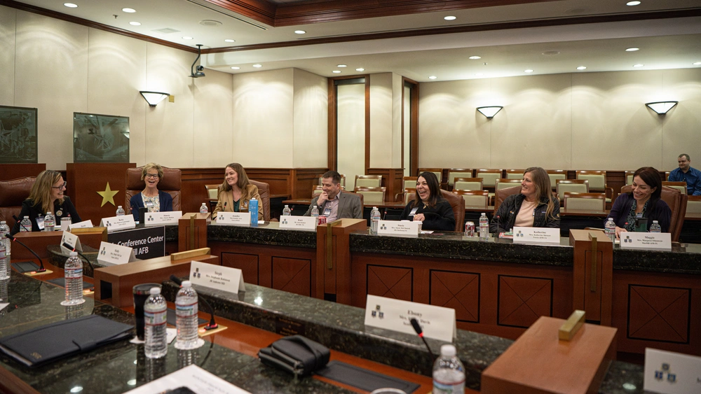 DVIDS - Images - 6ARW hosts AMC total force leaders at Winter Phoenix ...