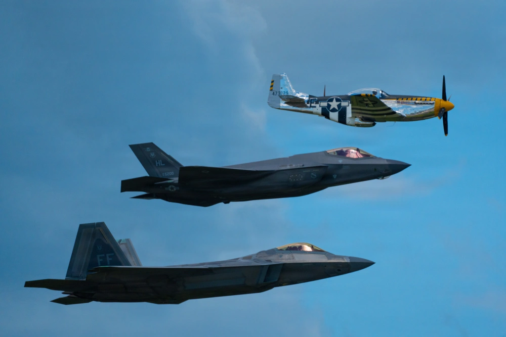 DVIDS - Images - F-22 Raptor Aerial Demonstration Team performs at the ...