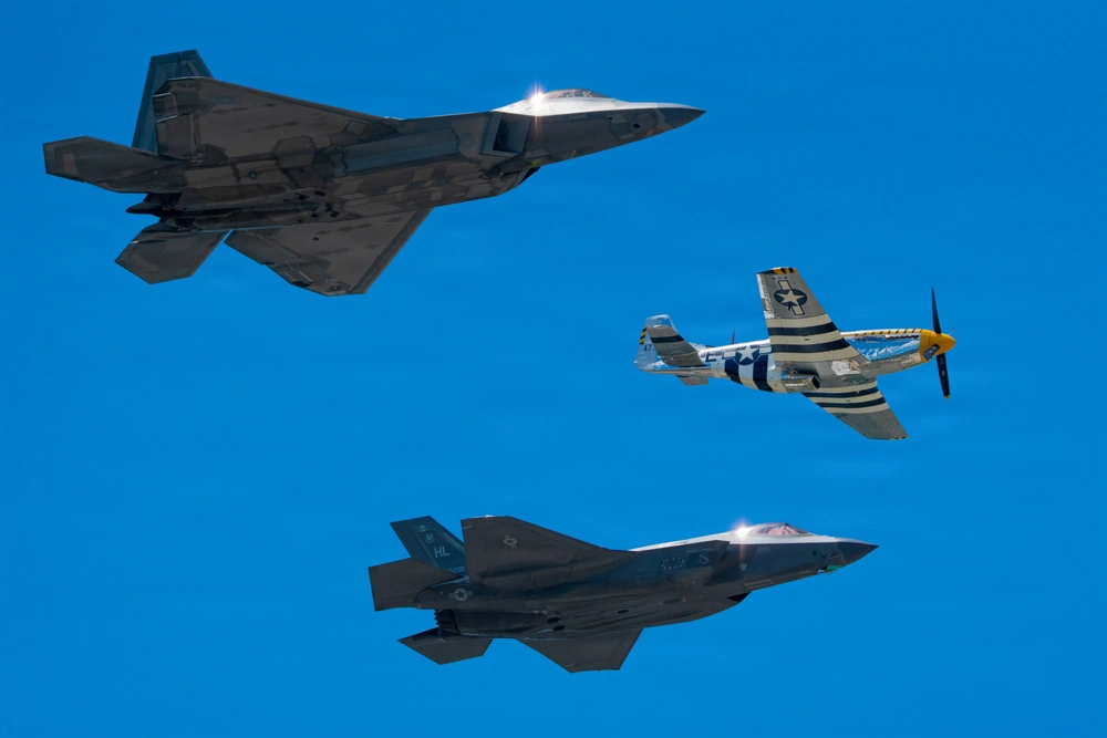 DVIDS - Images - F-22 Raptor Aerial Demonstration Team performs at the ...