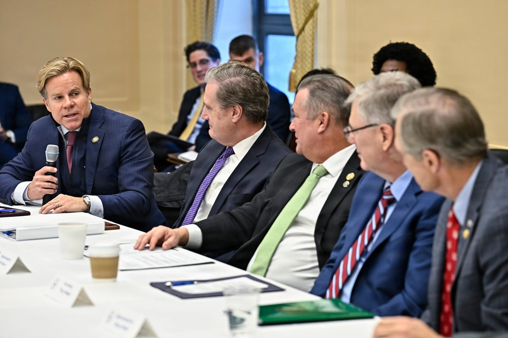 DVIDS - Images - SecAF Meink congressional roundtable discussion [Image ...