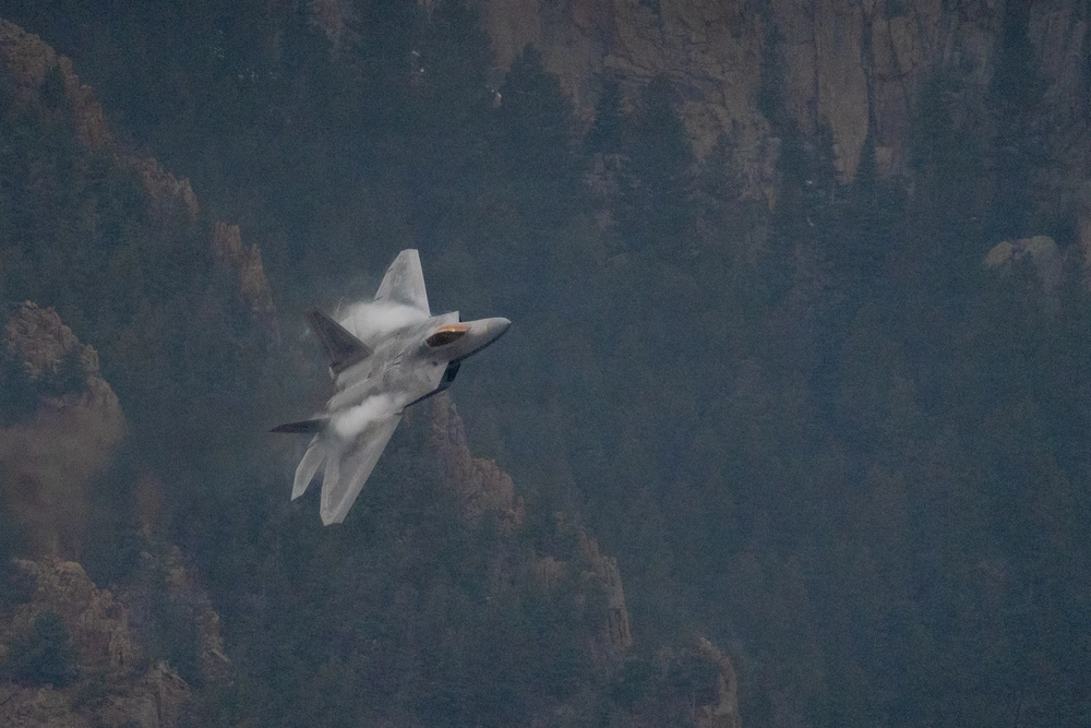 DVIDS - Images - F-22 Raptor Aerial Demonstration Team visits the ...