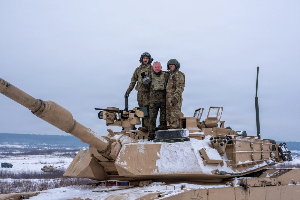 DVIDS - Images - Polish General fires U.S. M1A2 Abrams Tank at Winter ...