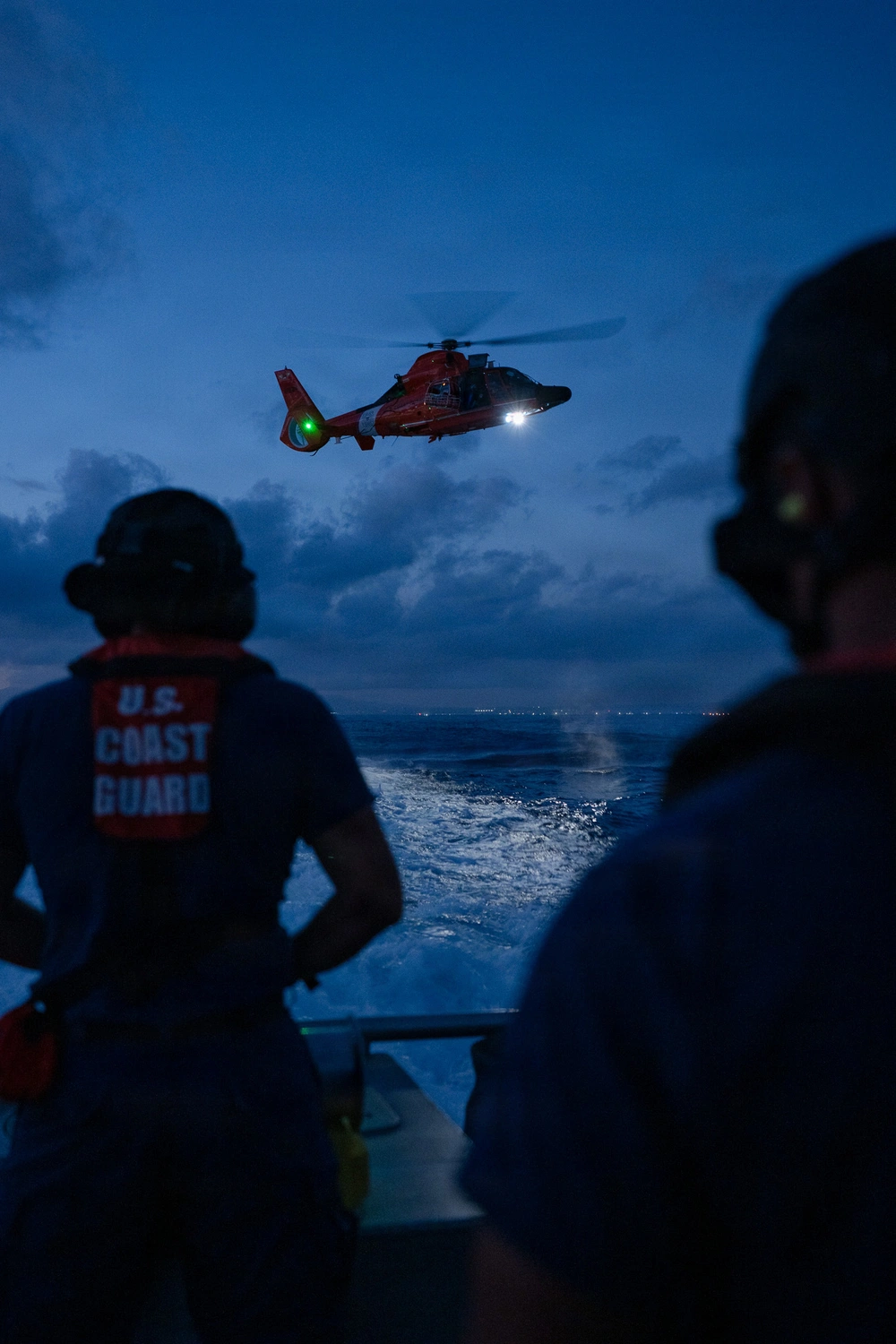 DVIDS - Images - U.S. Coast Guard Station Honolulu conducts nighttime ...