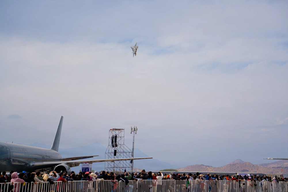 DVIDS - Images - F-22 Raptor Aerial Demonstration Team performs at ...