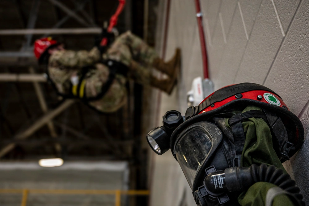 DVIDS - Images - Rope confidence excersise [Image 8 of 10]