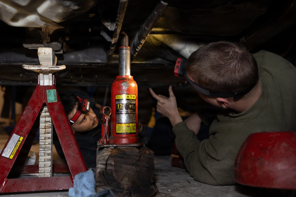 DVIDS - Images - 2nd Marine Logistics Group Maintains High Mobility ...