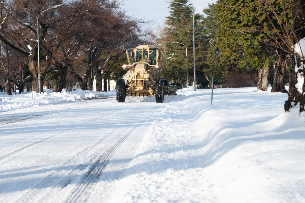 DVIDS - Images - Snow Removal [Image 2 of 3]
