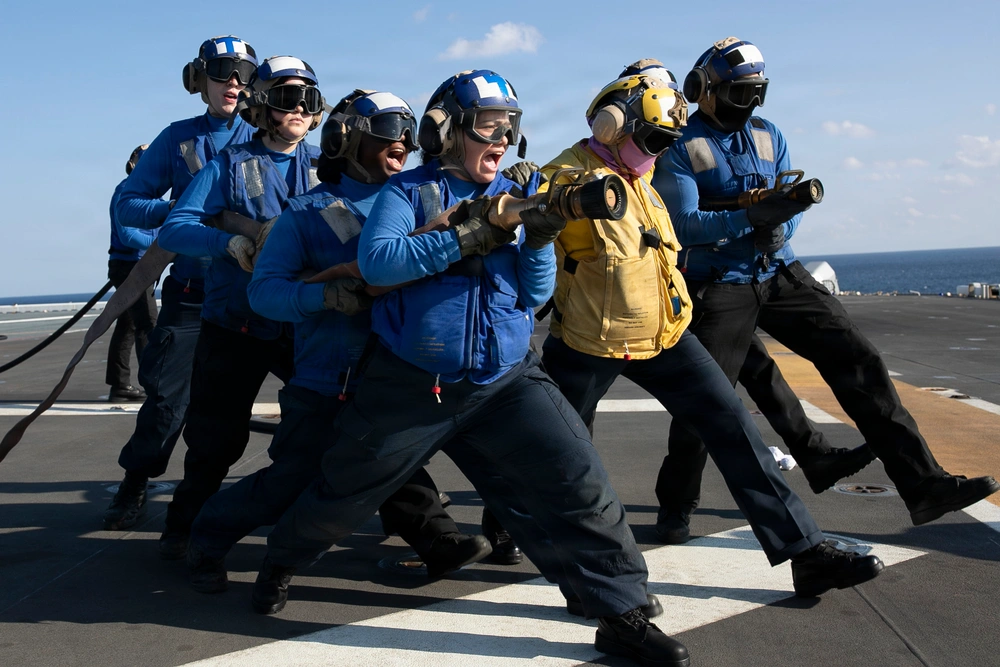 DVIDS - Images - USS Tripoli Conducts General Quarters Drill [Image 3 of 5]