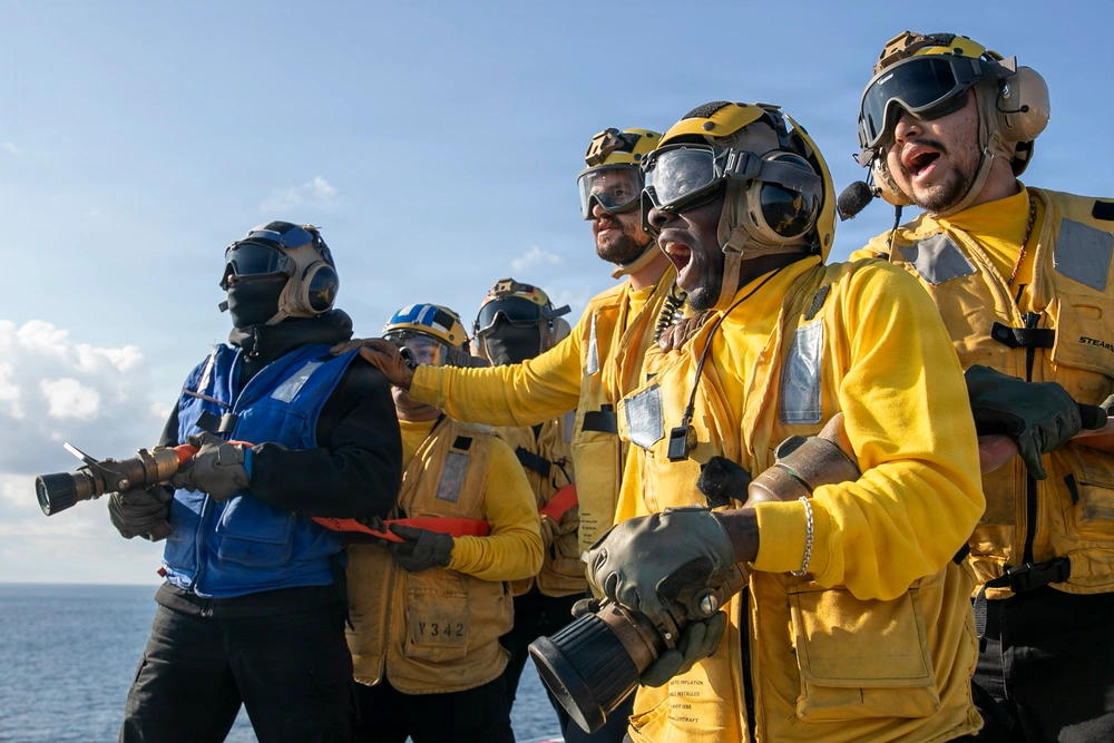 DVIDS - Images - USS Tripoli Conducts General Quarters Drill [Image 4 of 5]