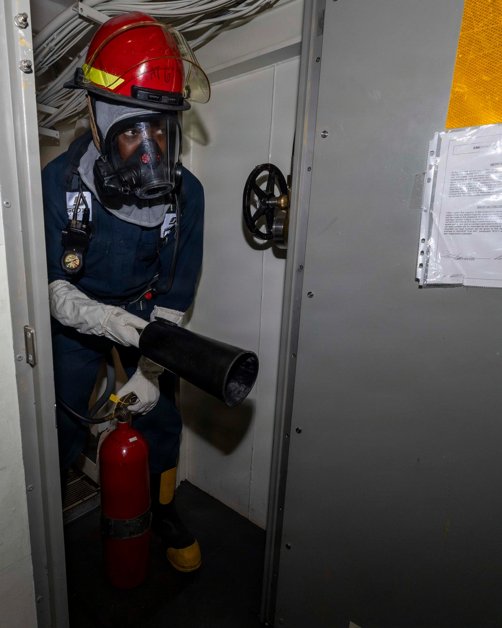 DVIDS - Images - USS Michael Murphy Conducts Damage Control Training ...