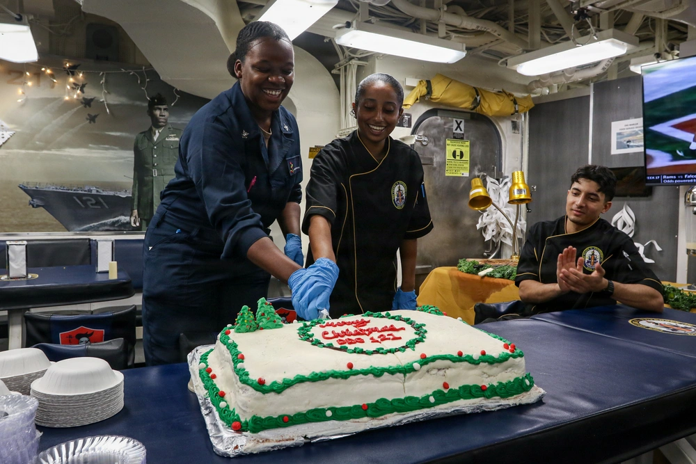 DVIDS - Images - Frank E. Petersen Jr. celebrates Christmas [Image 9 of ...