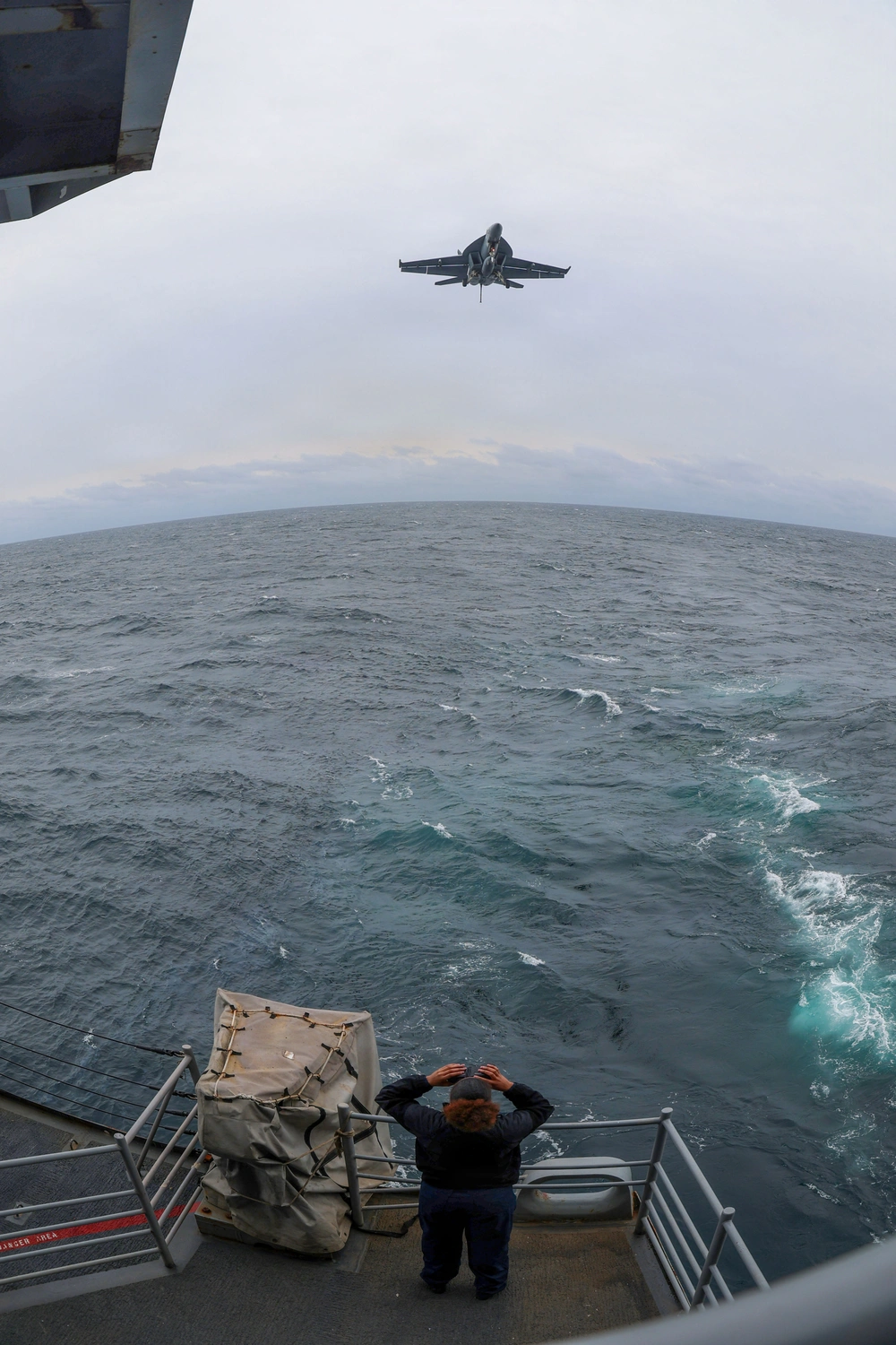 DVIDS - Images - Daily Operations Aboard USS George H.W. Bush (CVN 77 ...