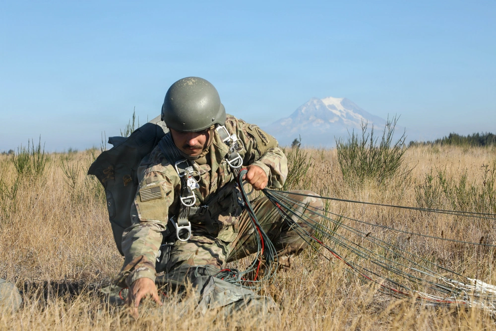 DVIDS - Images - 1st Special Forces Group (Airborne) conducts Airborne ...