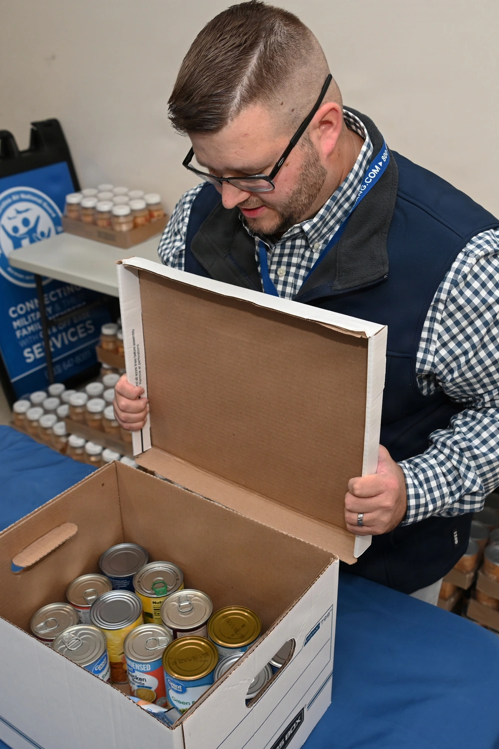 DVIDS - Images - Dr. Nick Thomas offers support to Airmen at McEntire ...