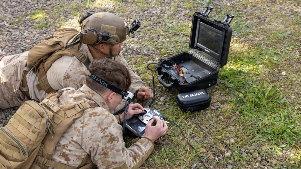 DVIDS - Images - 1st Marine Division Schools hosts small attack drone ...
