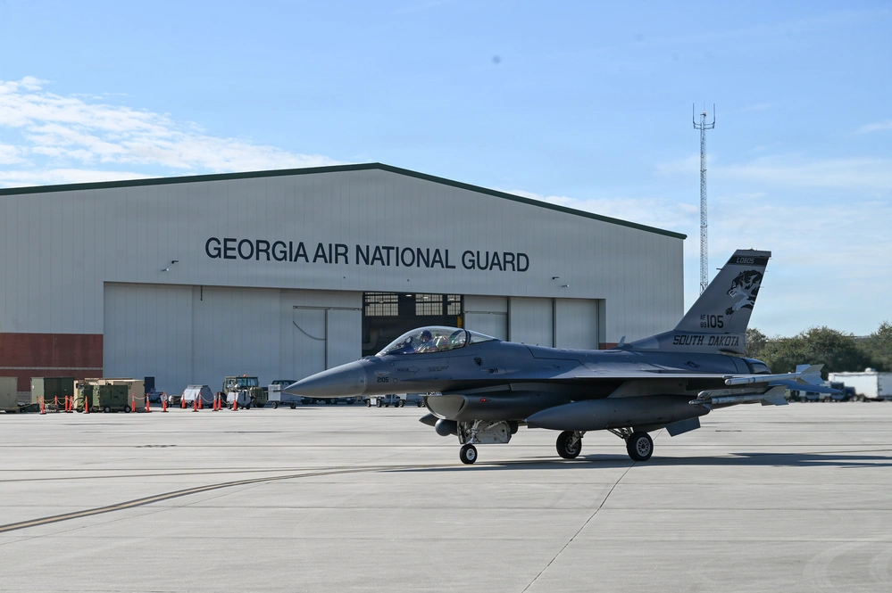 DVIDS - Images - Sentry South 26.1 Savannah: Flight line operations ...