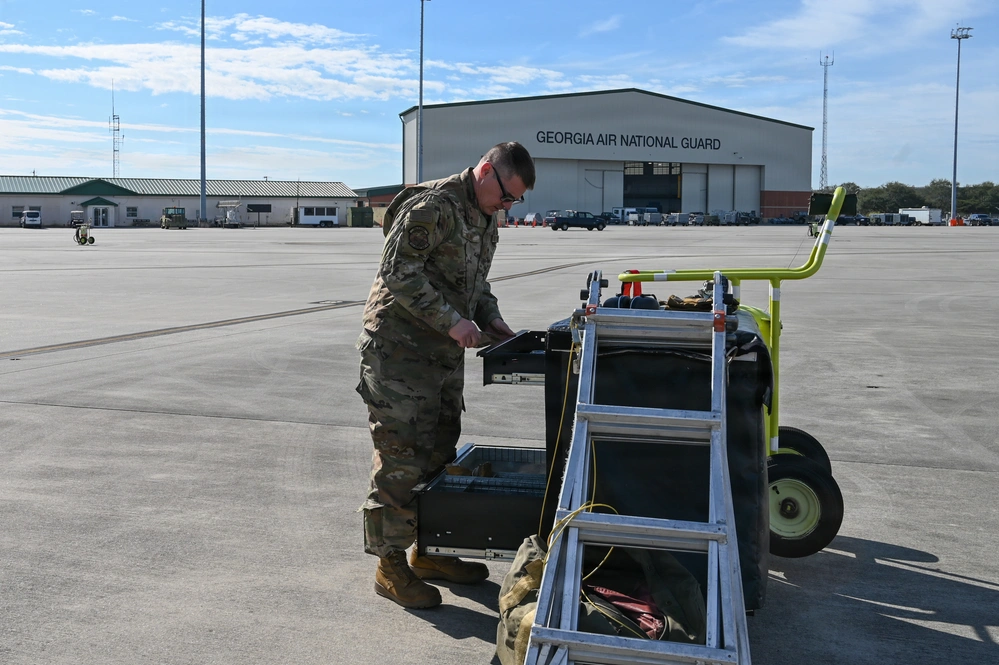 DVIDS - Images - Sentry South 26.1 Savannah: Flight line operations ...