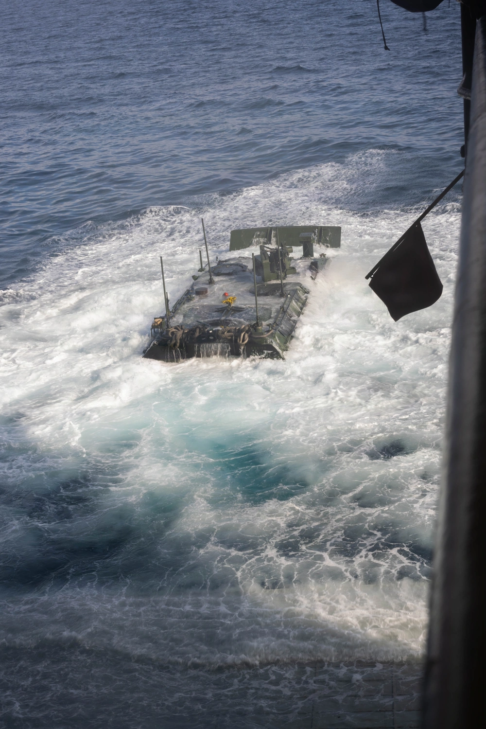 DVIDS - Images - QUART 26.2: 3rd AA Bn. conduct Ship to Shore ...