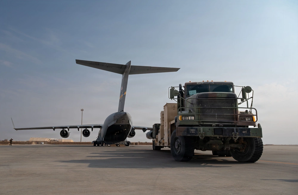 DVIDS - Images - 16th EAS conducts cargo mission within CENTCOM AOR ...