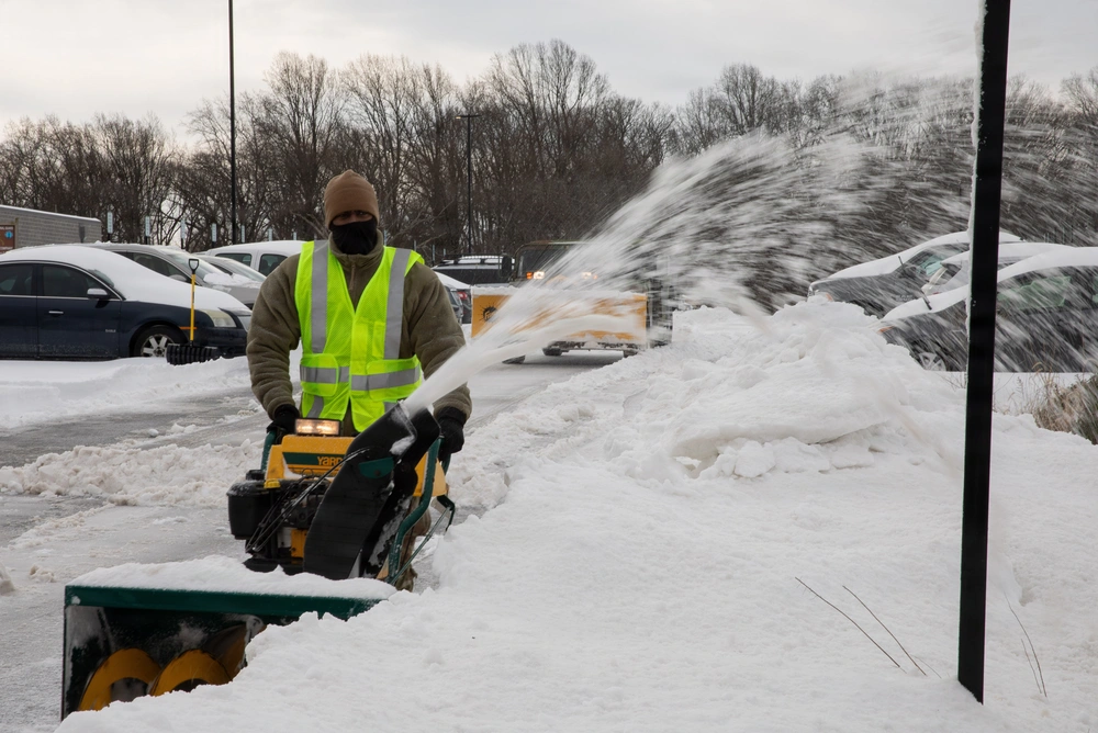DVIDS - Images - Maryland Army National Guard Soldier Operates Snow ...
