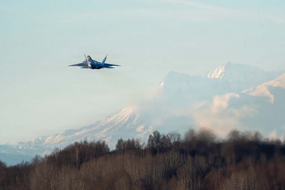 DVIDS - Images - JBER Flightline Take-offs and Landings [Image 2 of 5]