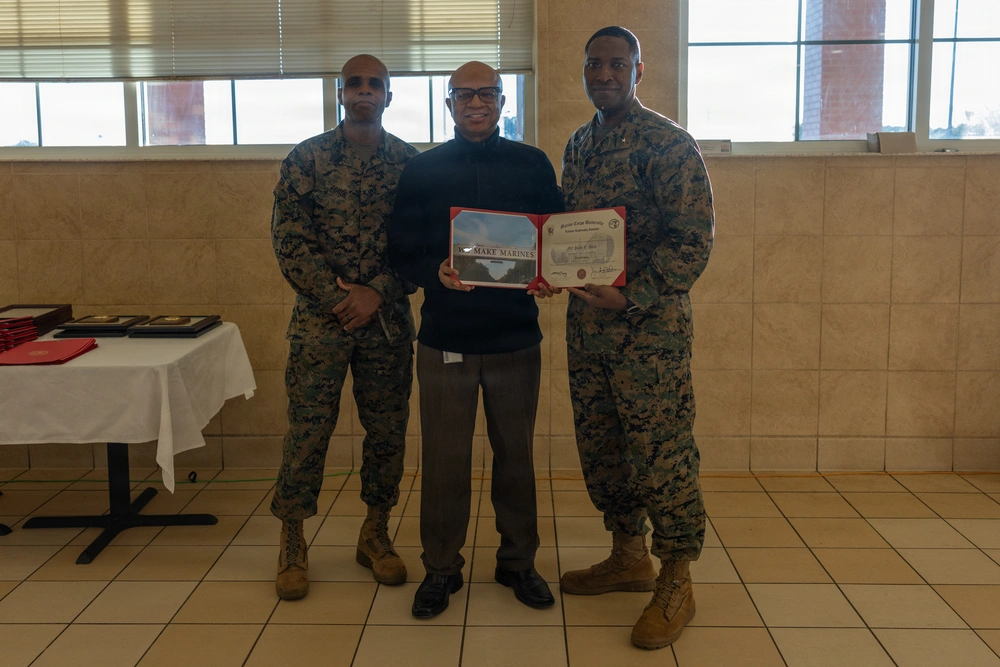 DVIDS - Images - Civilian Awards [Image 3 of 41]