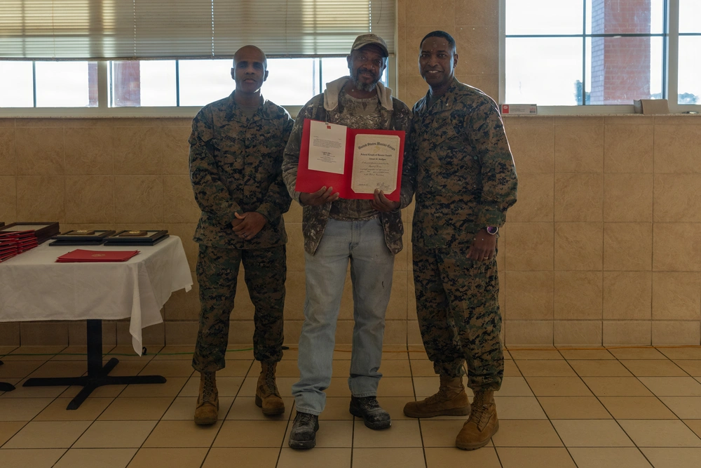 DVIDS - Images - Civilian Awards [Image 5 of 41]