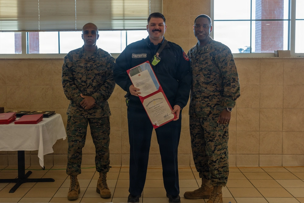 DVIDS - Images - Civilian Awards [Image 14 of 41]