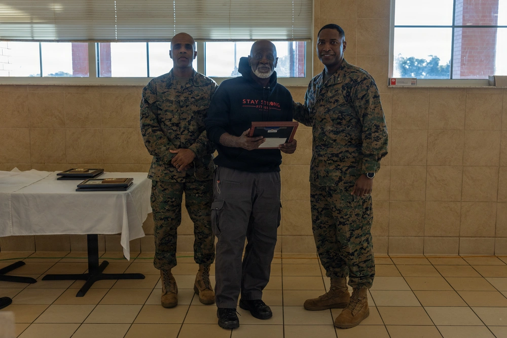 DVIDS - Images - Civilian Awards [Image 37 of 41]