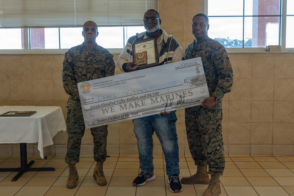 DVIDS - Images - Civilian Awards [Image 40 of 41]