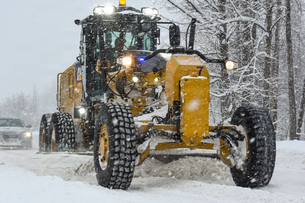 DVIDS - Images - Snow removal enable mission readiness at JBER [Image 5 ...