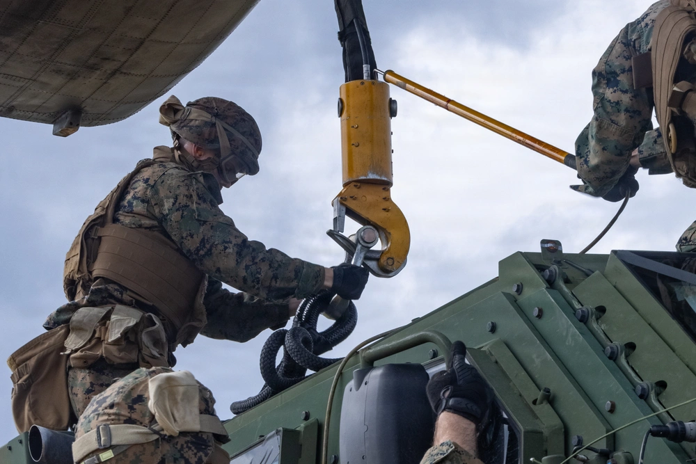 DVIDS - Images - CLB-4, HMH-466 Helicopter Support Team Training [Image ...