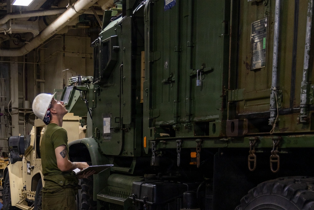 DVIDS - Images - 22nd MEU(SOC) | 22nd MEU (SOC) Conducts LCAC and ...