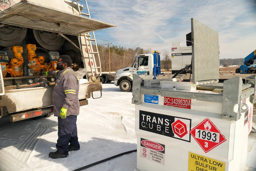 DVIDS - Images - FEMA Delivers Generator to Gravestown Volunteer Fire ...