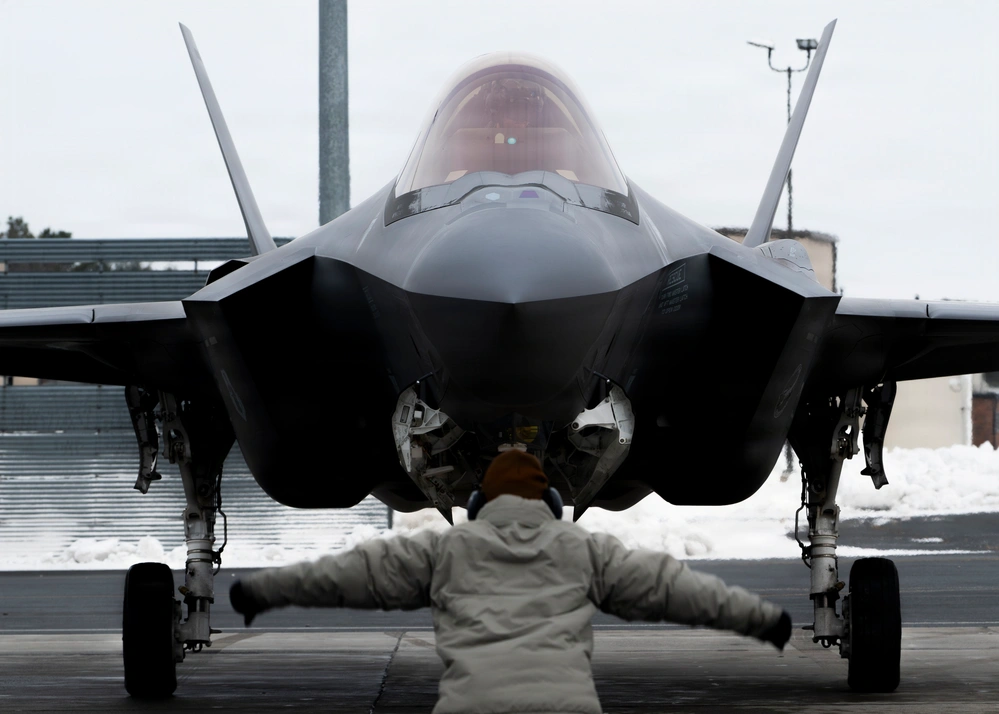 DVIDS - Images - F-35A Lightning II arrives at 104th Fighter Wing for ...