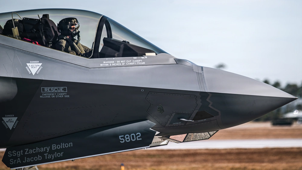 DVIDS - Images - 325th Fighter Wing prepares for Red Flag 26-1 [Image 7 ...