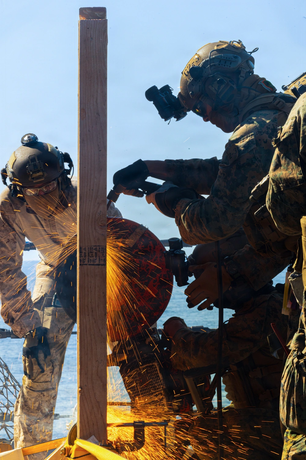 DVIDS - Images - 31st MEU | Maritime Raid Force executes VBSS ...